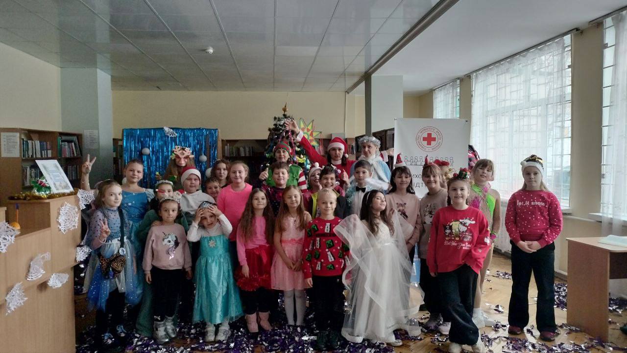 Новорічне диво та щирі усмішки: як пройшов карнавал | Деснянська ...